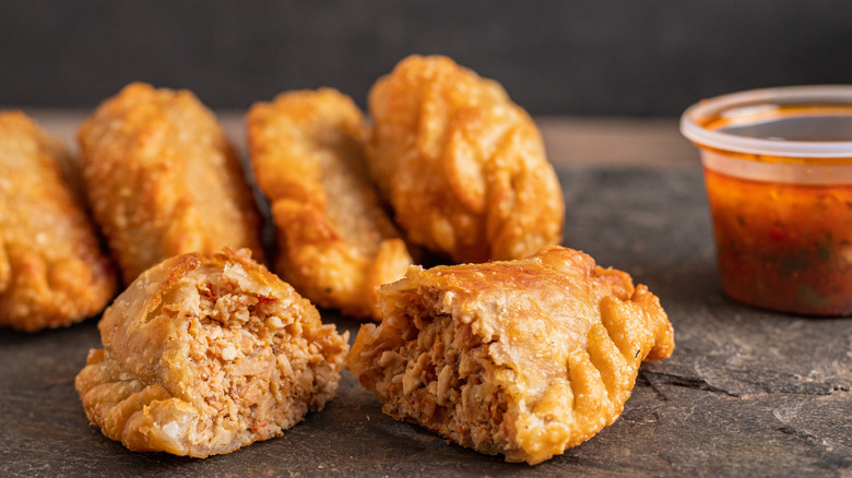 鶏肉と牛肉のエンパナーダを味付けする最良の方法 - miyuki.のブログ